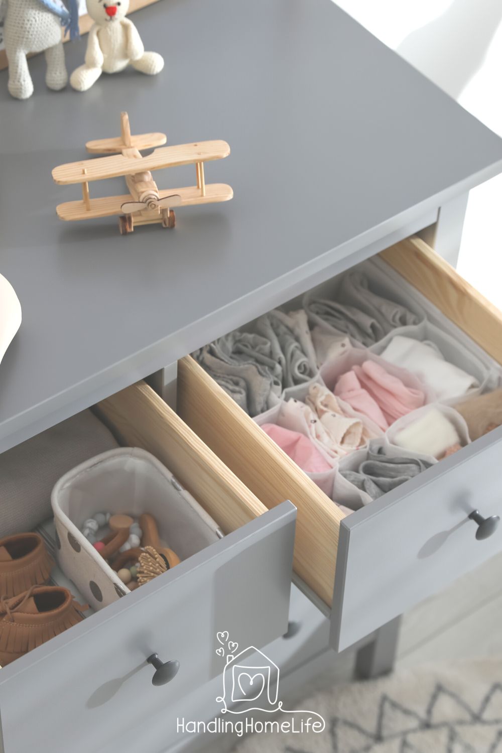 How to Organize Baby Clothes: Clever Tips and Ideas